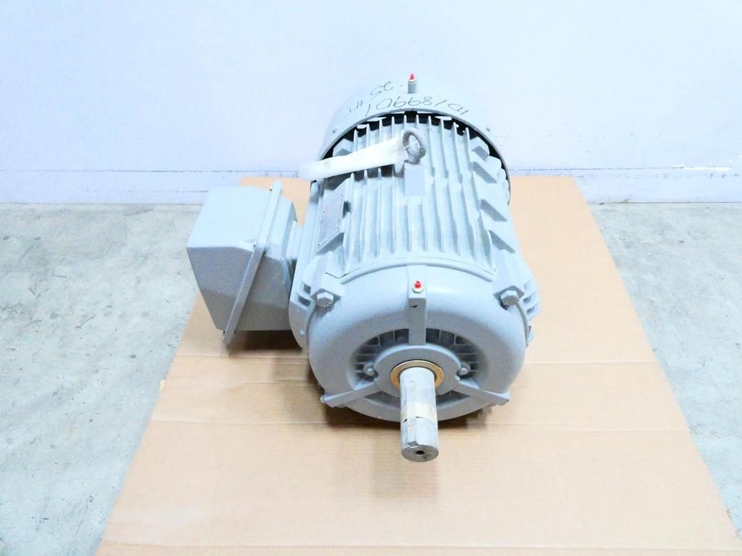 SIEMENS 1LE24213AC112AA3 SD100 IEEE AC MOTOR 324T 3PH 25HP 1185RPM 460V-AC