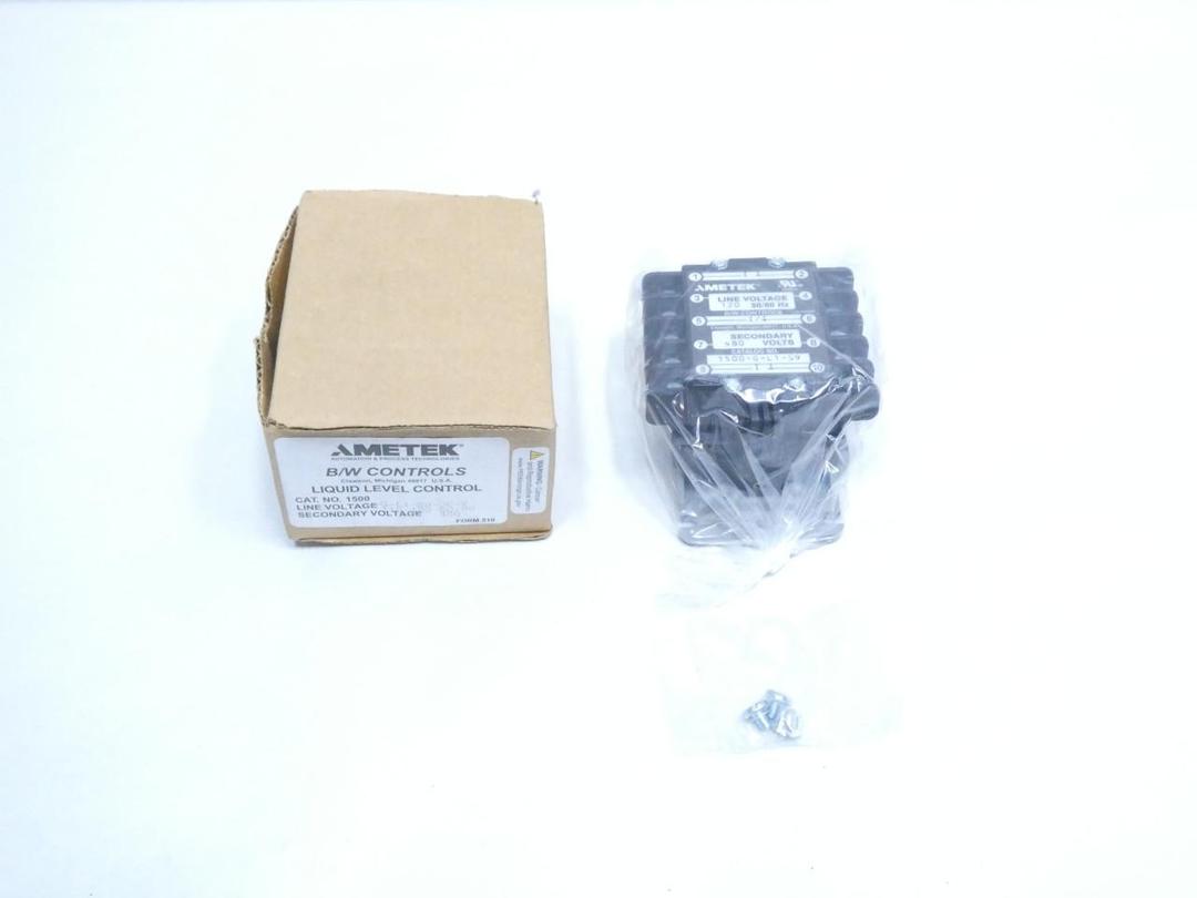 AMETEK 1500-G-L1-S9-0C-X LIQUID LEVEL CONTROL RELAY 120V-AC