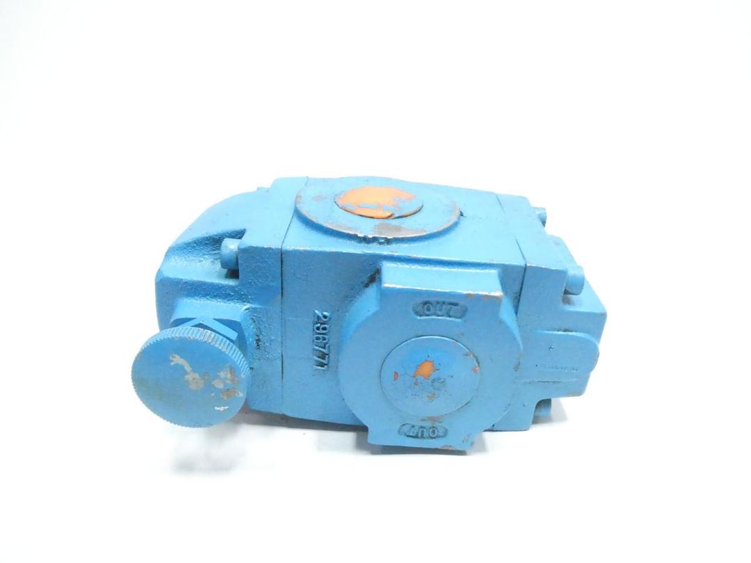 VICKERS XT 103F 22 SPERRY HYDRAULIC REDUCING VALVE 225-2850PSI