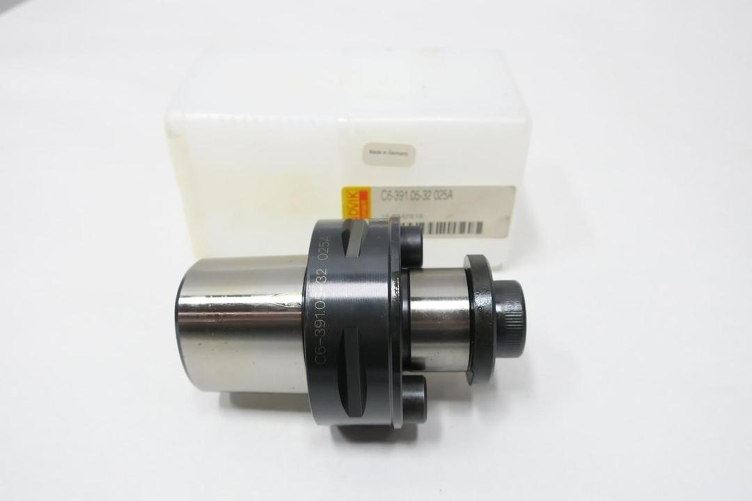 SANDVIK C6-391.05-32 025A TOOL HOLDER