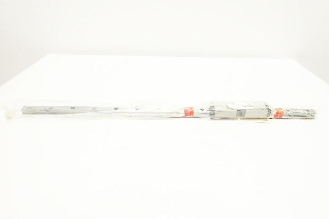 THK SR25W2UU+820LY 820MM 25MM LINEAR GUIDE