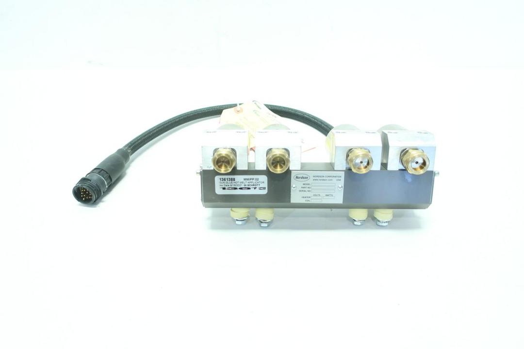 NORDSON M104 600W 240V BEAD HOT MELT GUN APPLICATION HEAD